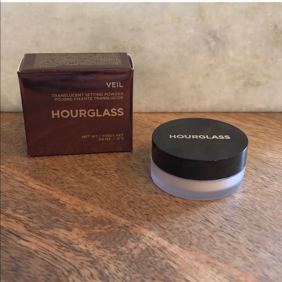 Hourglass | Makeup | Hourglass Veil Translucent Setting Powder | Poshmark